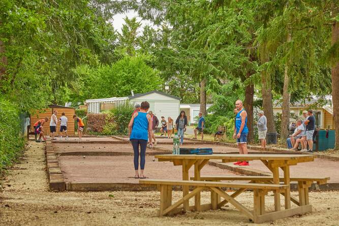 Camping Le Parc des Allais - Trogues, Centre-Val de Loire, France | Homair