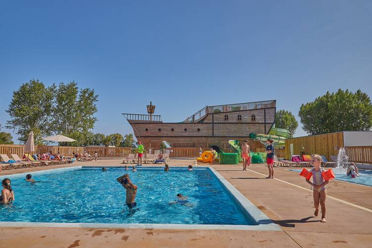 Camping Aunis Club Vendée - La-Tranche-sur-Mer, Vendée, France | Homair