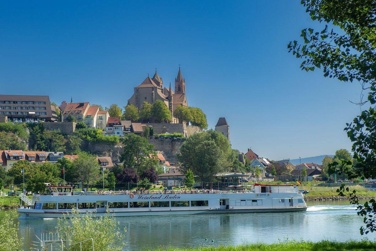 Homair Camping L'Ile du Rhin - Biesheim, Alsace, France | Homair Vacances