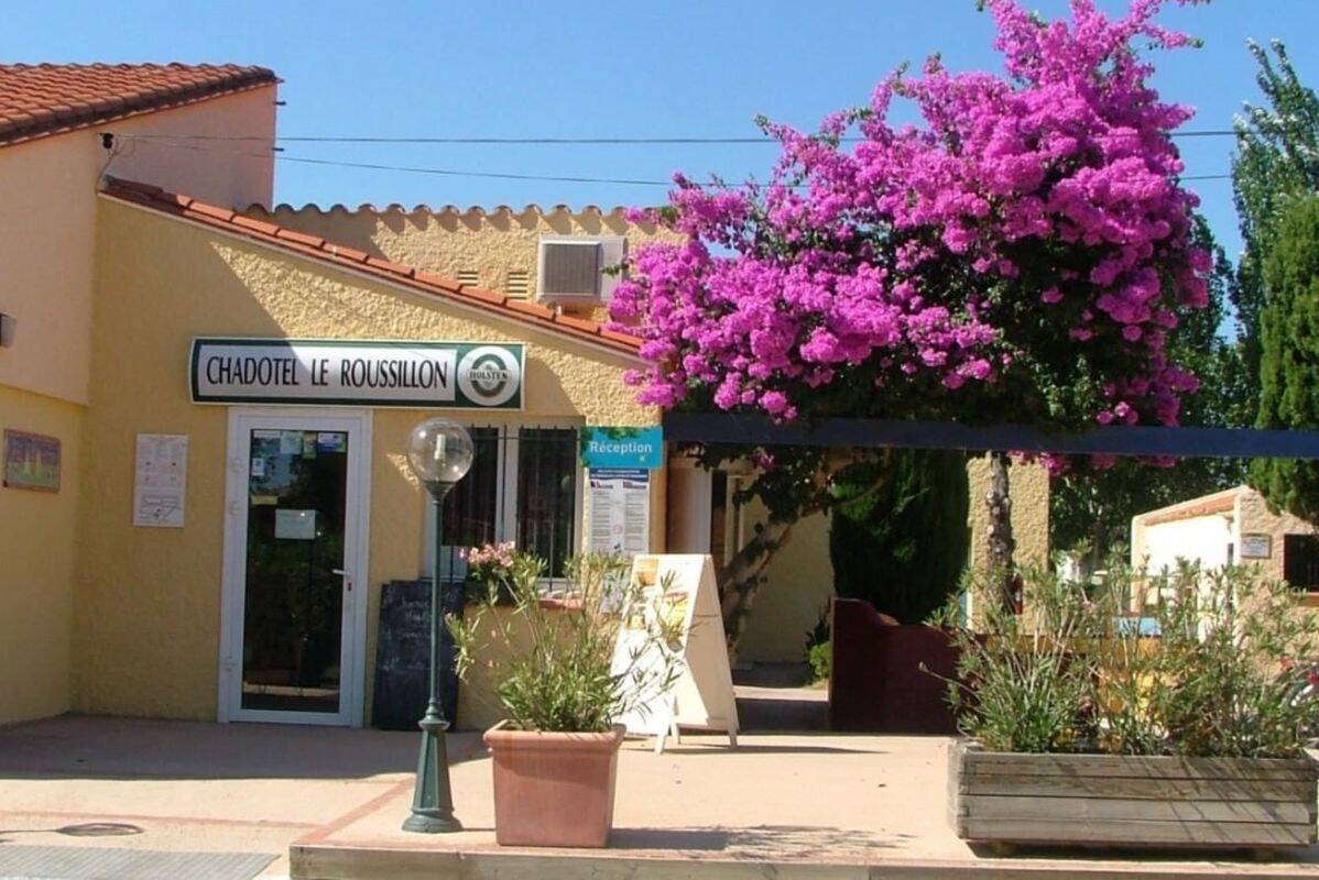 Camping Le Roussillon - Saint-Cyprien, Languedoc Roussillon, France ...