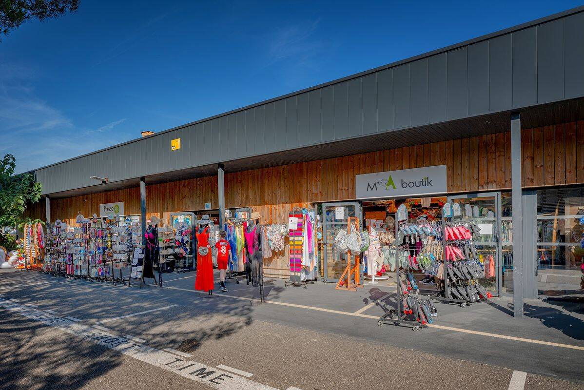 Camping La Rive - Biscarrosse, Les Landes, France | Homair Vacances