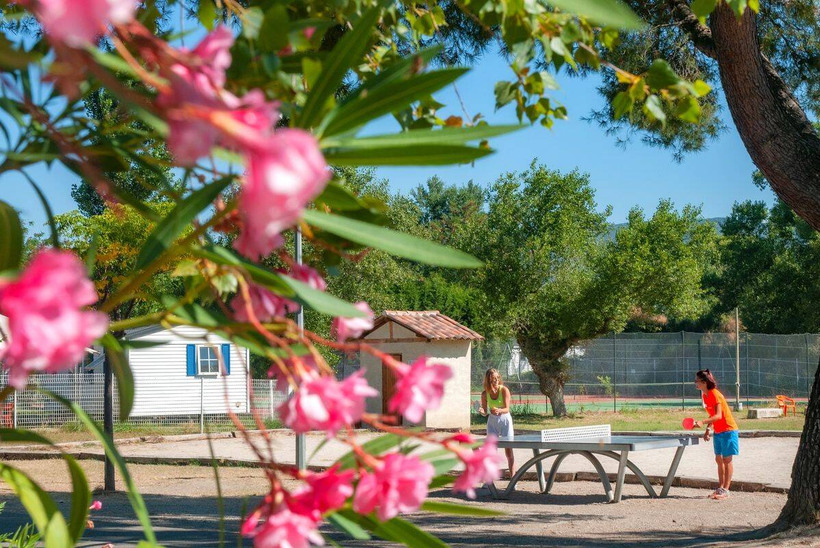 Homair Camping Domaine des Iscles - La Roque-d'Anthéron, Provence Côte ...