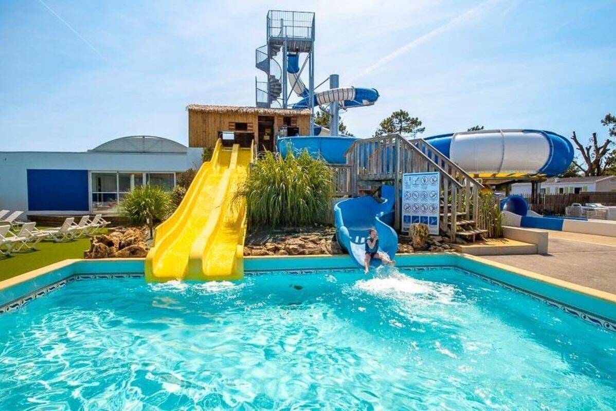 Camping Le Zagarella - Saint-Jean-De-Monts, Vendée, France | Homair ...