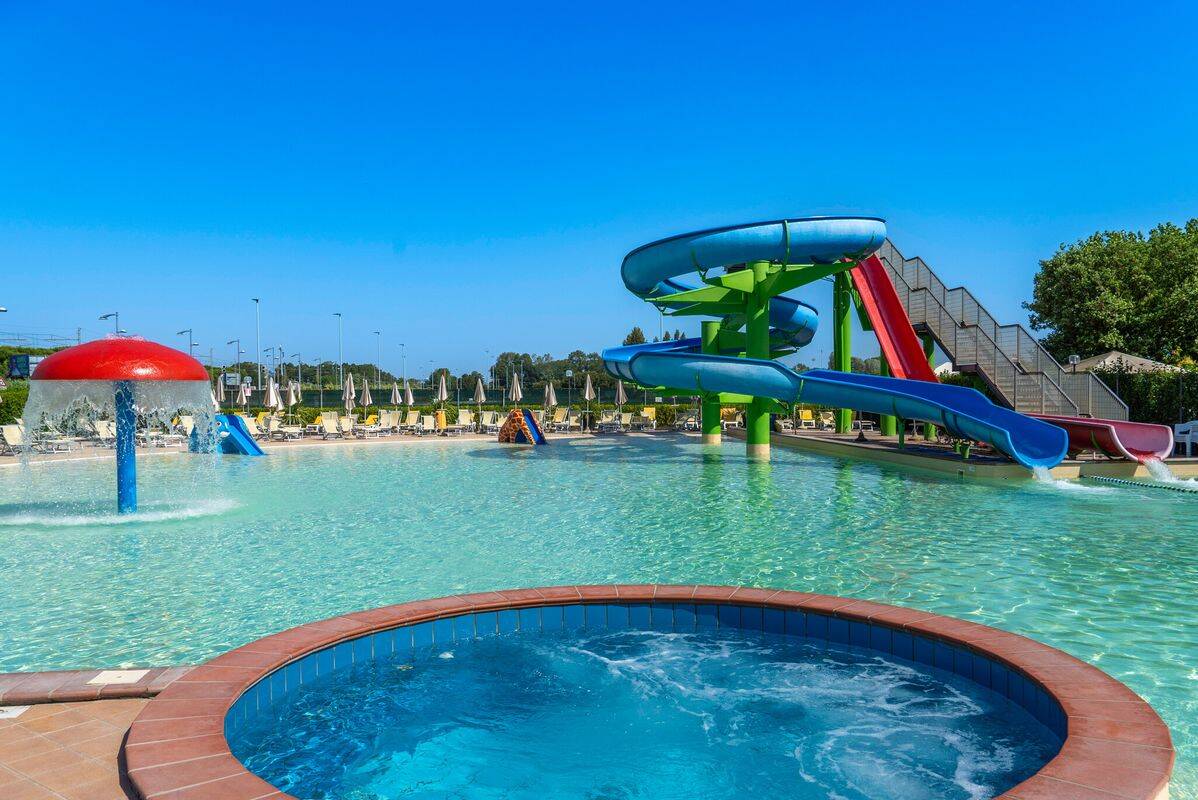 Camping La Risacca Family Camping Village - Campingplatz Porto Sant'Elpidio - Marken - Italien ...