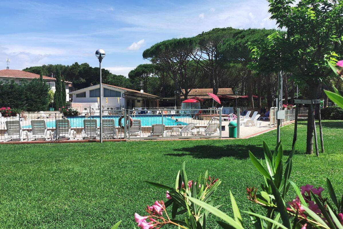 Acceso y informaciones praticas del camping turistico Del Forte ...