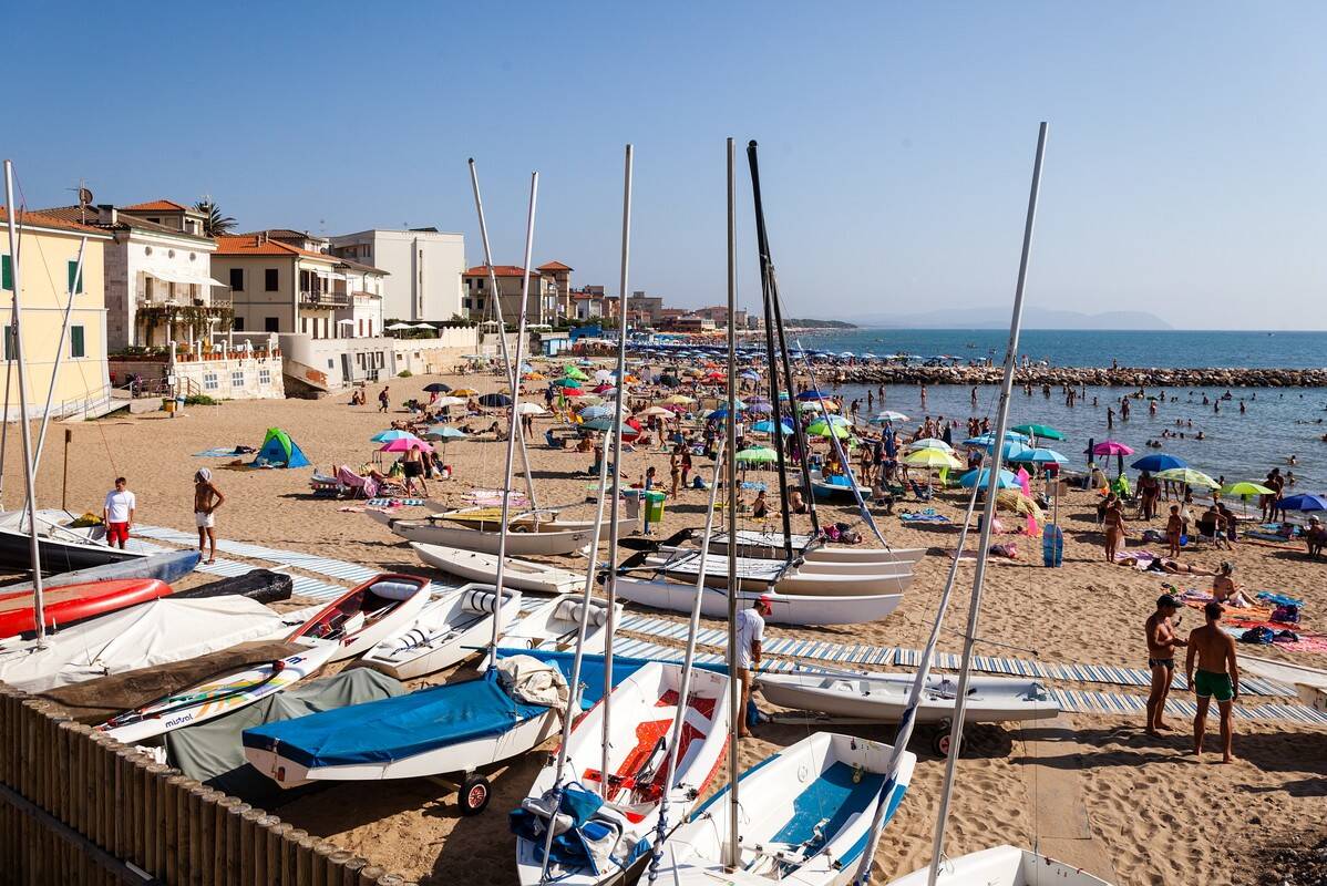 Campeggio Hu Park Albatros Village - San Vincenzo - Toscana - Italia ...